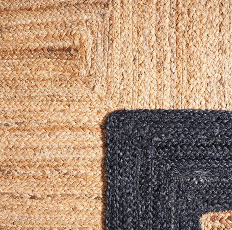 Durrie India Hand Woven Jute Braided Rug 6' x 4' Natural Frame Pattern Farm House Accent Rugs for Living Room, Kitchen, Bedroom Area Rug (72x48 Inches)