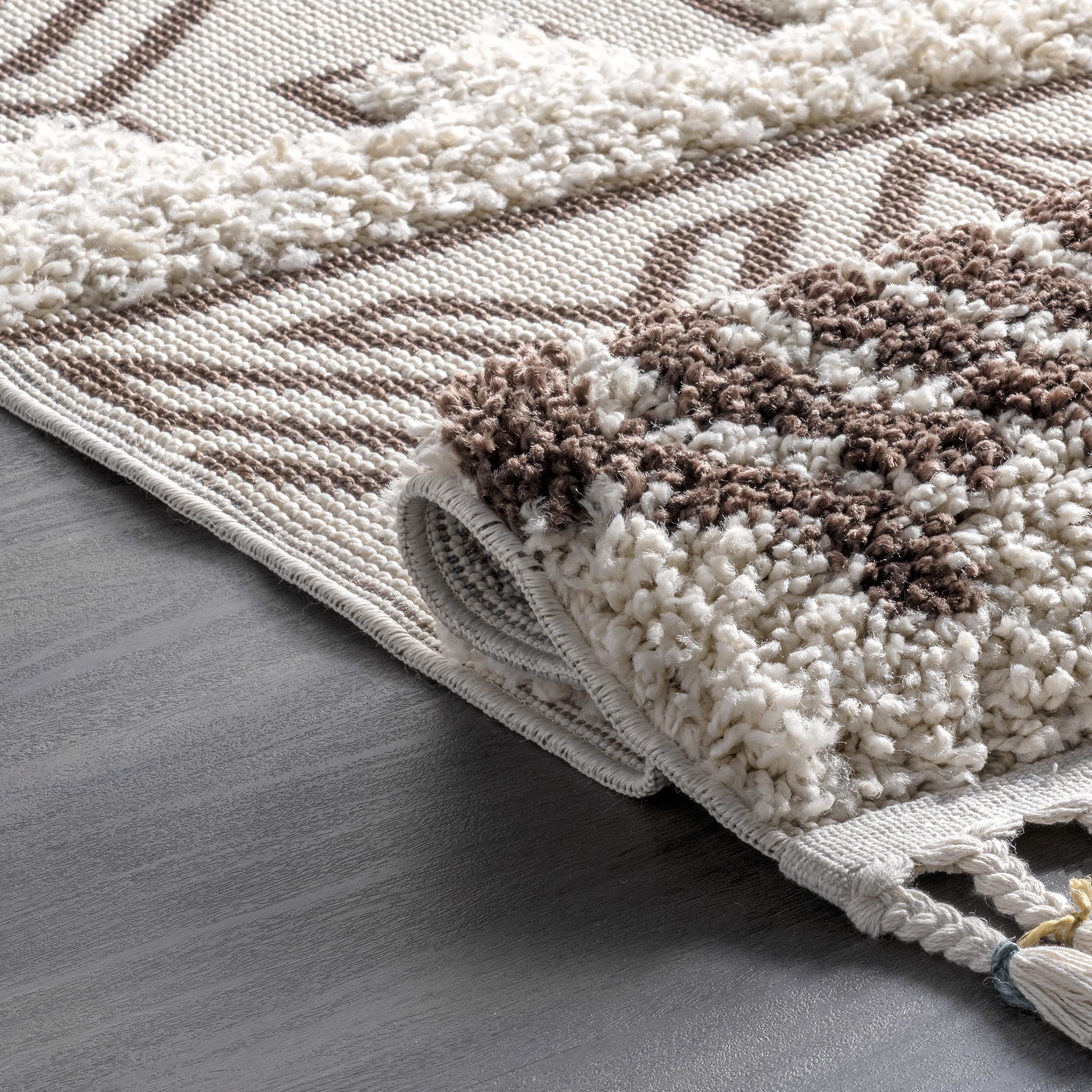 nuLOOM Zuri Shaggy Banded Tribal Area Rug, 4x6, Brown