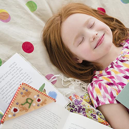 Personalized Hand Embroidered Corner Bookmark,Felt Triangle Page Stitched Corner Handmade Bookmark,Unique Cute Flower Letter Embroidery Bookmarks Accessories for Book Lovers (Spring,G)