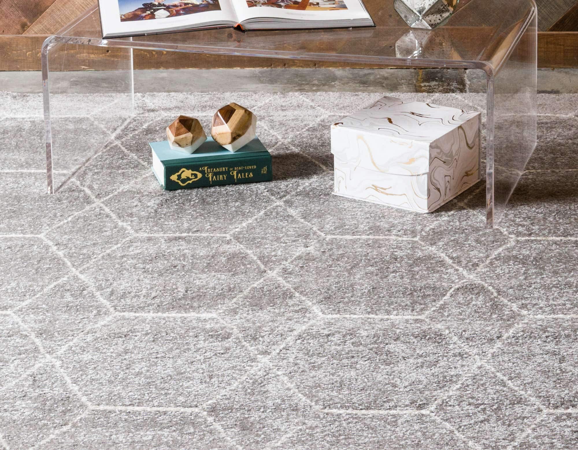 Unique Loom Trellis Frieze Collection Area Rug - Geometric (4' 1" x 6' 1", Light Gray/ Ivory)