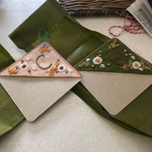 Felt Triangle Bookmark, Personalized Hand Embroidered Corner Bookmark, Cute Flower Letter Embroidery Bookmarks, Page Corner Handmade Bookmark, Bookmarks for Book Lovers(Autumn,C)