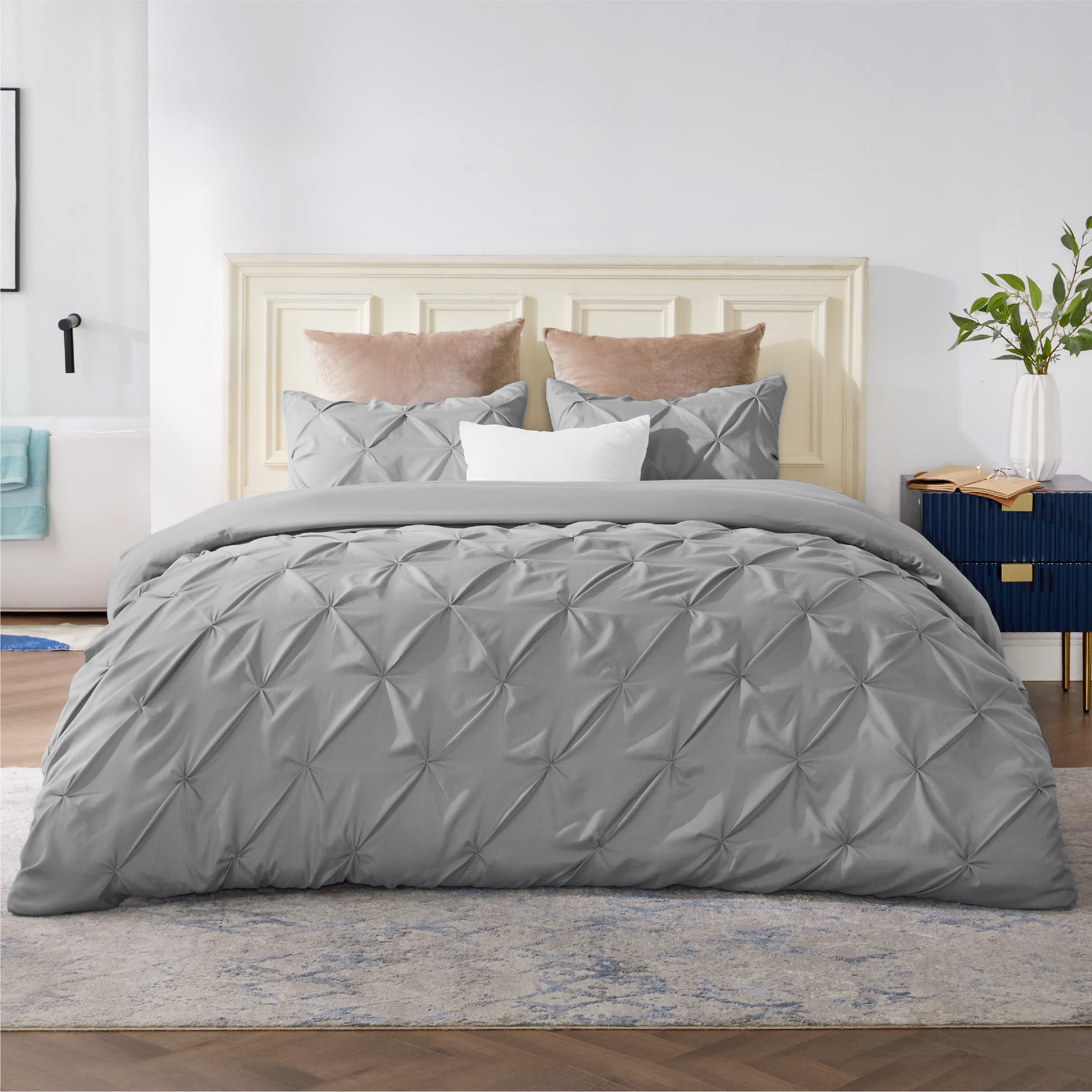 Bedsure Grey Duvet Cover Queen Size - Pinch Pleated Queen Size Duvet Cover with Zipper Closure, Microfiber Pintuck Duvet Cover(Grey, Queen)