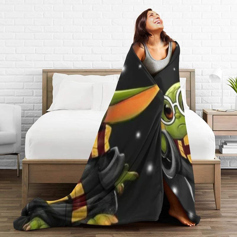 LAOSHIZI Blanket Ultra-Soft Micro Fleece Blanket Throw All Seasons for Kids Adults Warm Throw Blanket for NapĀ (50inx40in), Green (GGAI-OK121)