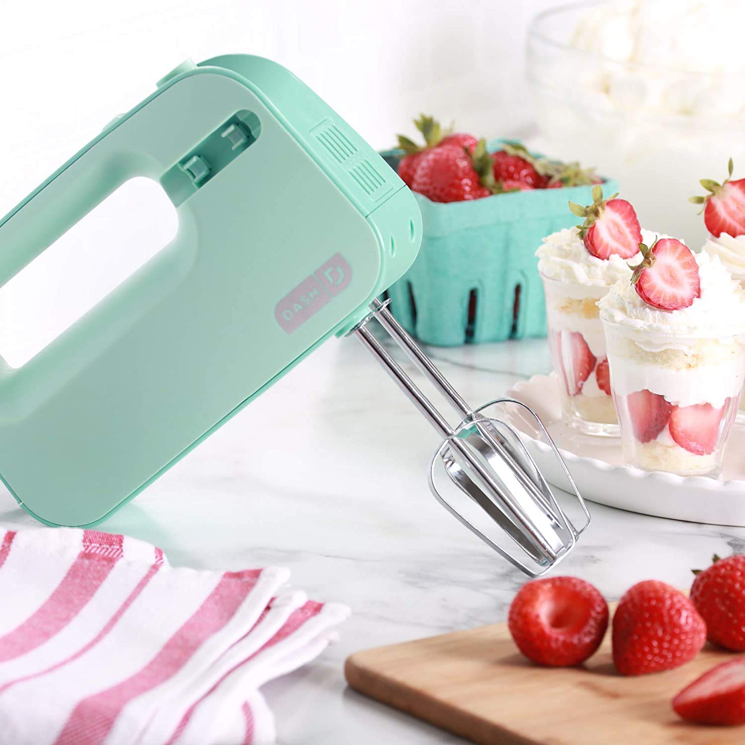 Dash SmartStore⢠Compact Hand Mixer Electric for Whipping + Mixing Cookies, Brownies, Cakes, Dough, Batters, Meringues & More, 3 Speed, 150-Watt - Aqua