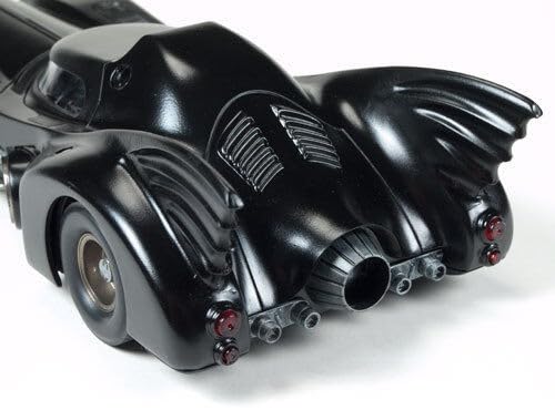 AMT 1/25 1989 Batmobile Plastic Model Kit