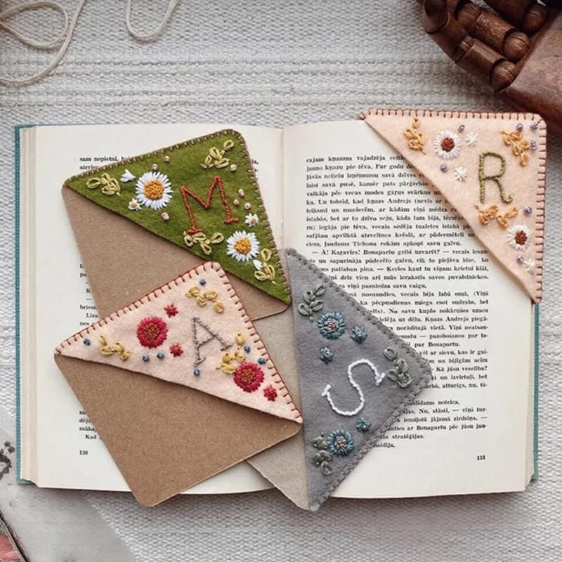 2PCS Personalized Hand Embroidered Corner Bookmark, Felt Triangle Bookmark, Cute Felt Triangle Bookmark, Cute Flower Letter Embroidery Bookmarks for Book Lovers Kids Teachers（A+S）