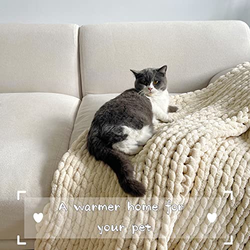 Maetoow Tighter Version Chenille Chunky Knit Blanket Throw (40×50 Inch), Handmade Warm & Cozy Blanket Couch, Bed, Home Decor, Soft Fleece Banket, Boho Thick Blankets and Giant Yarn Throws,Beige