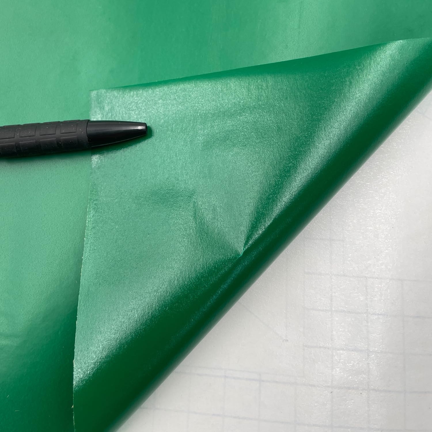 Yifely Solid Color Green Furniture Paper Peel & Stick Shelf Liner Refurbish Old Dresser Drawers 17.7 Inch by 9.8 Feet