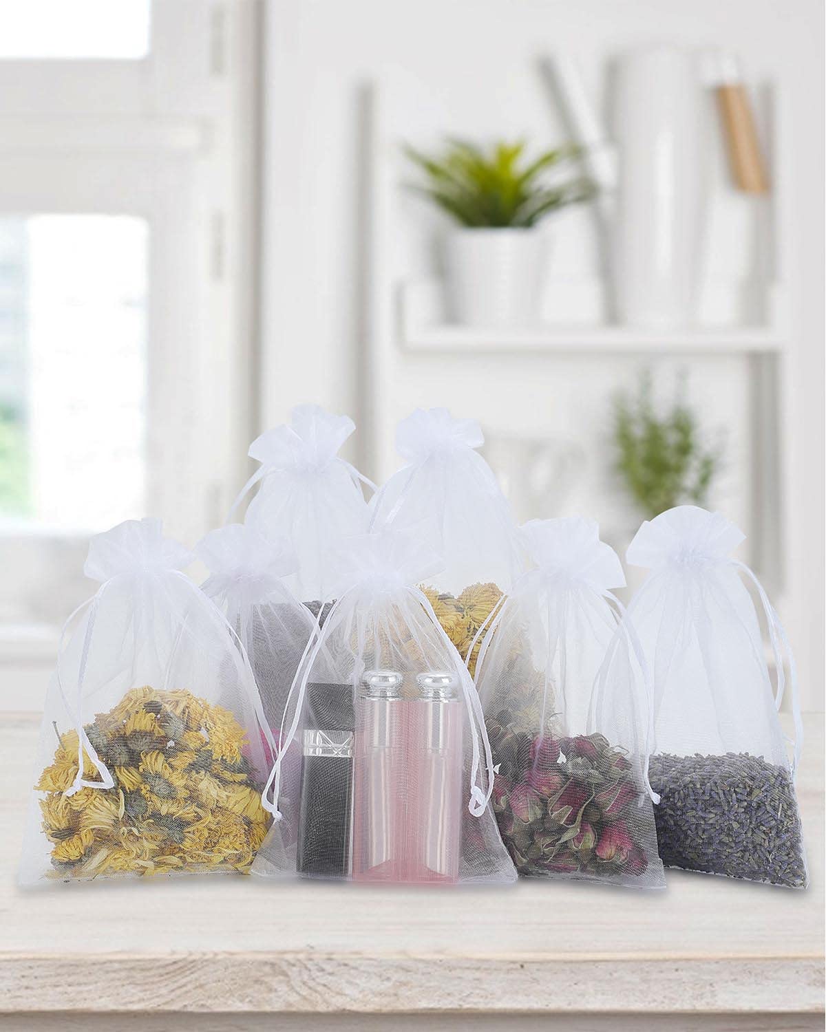 Kslong 100PCS Sheer Organza Bags Drawstring 4x6, Small Jewelry Mesh Bags Drawstring, Mesh Party Wedding Favor Bags for Small Business,Gift,Candy,Bracelet Packaging,Empty Sachet Bags (White)