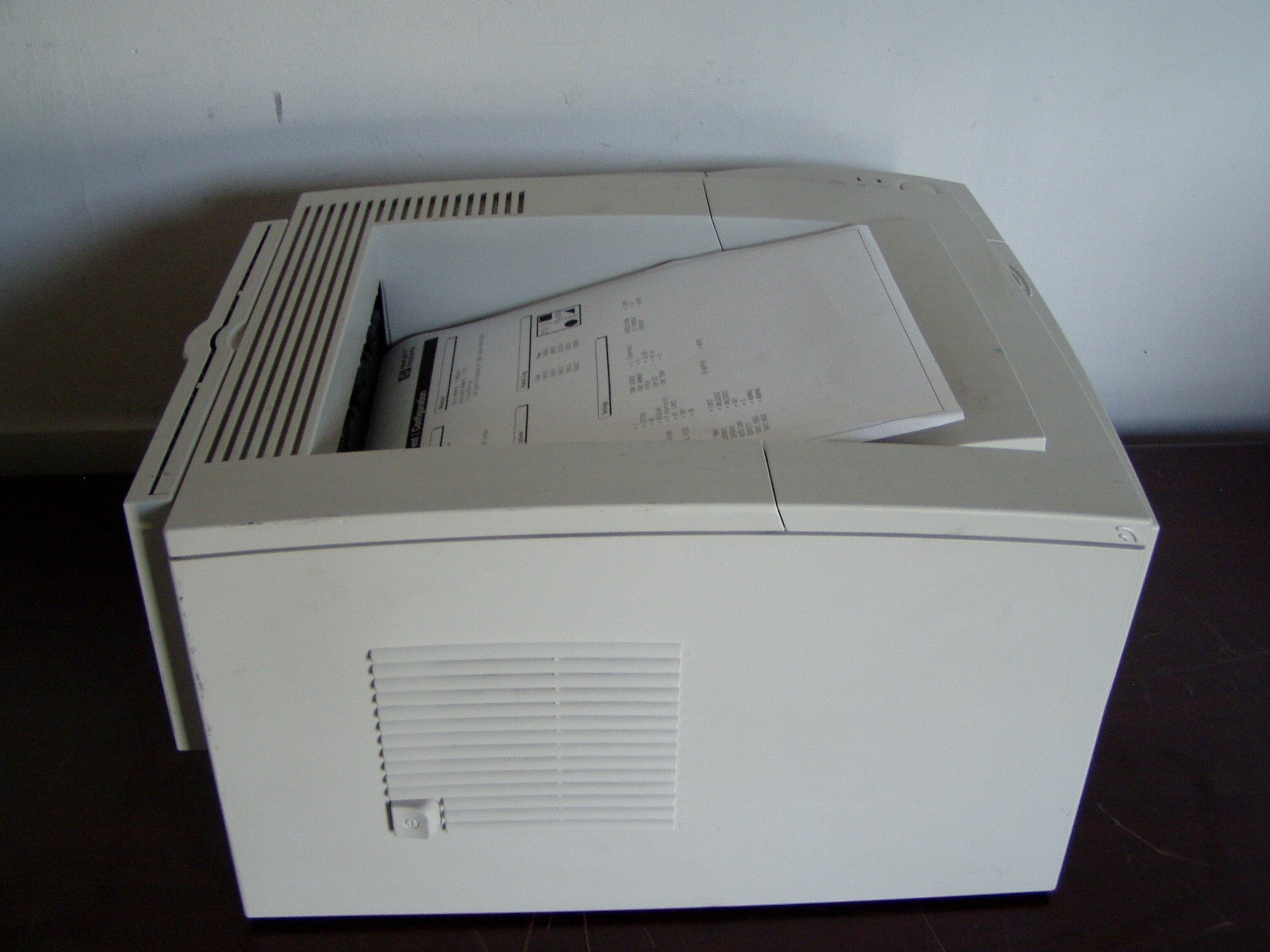HP Laserjet 2100 Laser Printer W/Test Prints