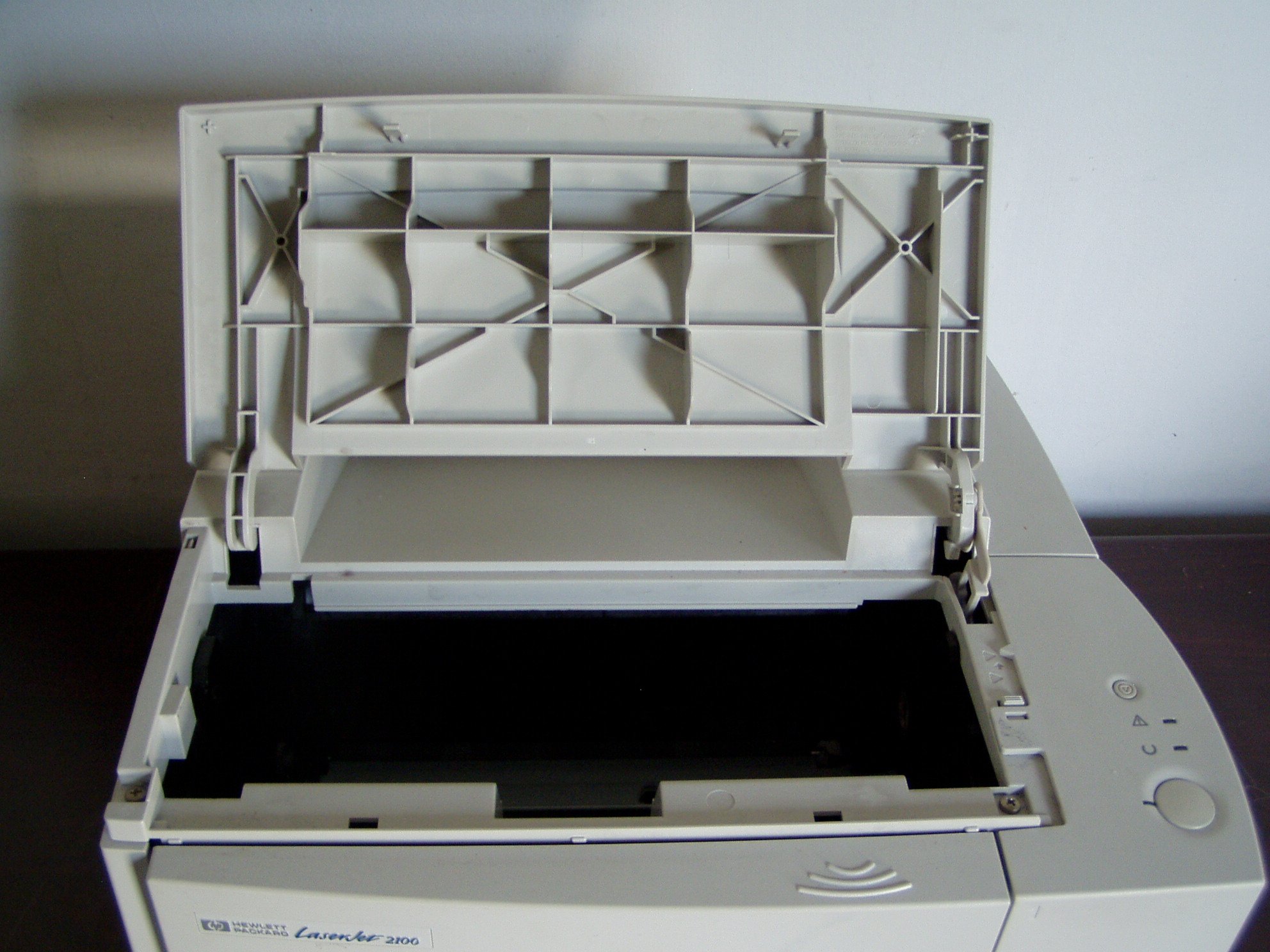 HP Laserjet 2100 Laser Printer W/Test Prints