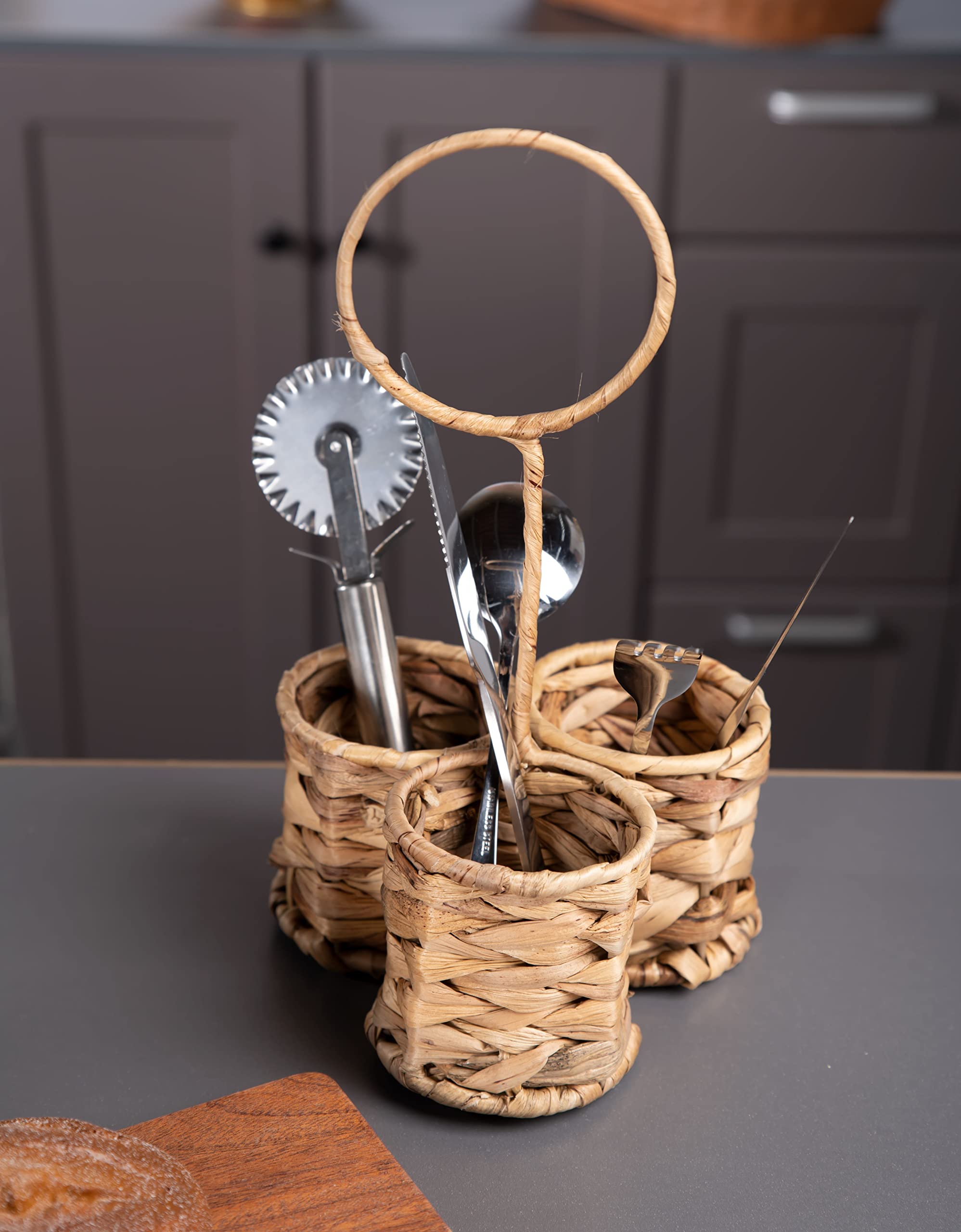 JoJo Fletcher Utensil Caddy Silverware Holder - 3 Section Woven Silverware Caddy Utensil Organizer for Countertop - Farmhouse Cutlery & Flatware Caddy for Kitchen, Party, BBQ, Buffet, Picnic, Camping