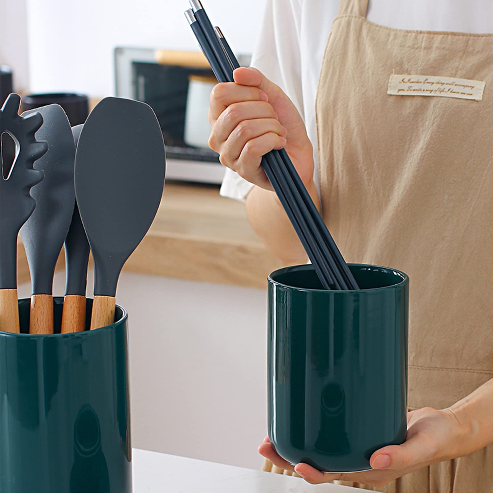 TITA-DONG Ceramic Kitchen Utensil Holder for Countertop, Matte White Utensil Crock with Non Slip Unglazed Base, Farmhouse Utensil Caddy for Kitchen Tools Farmhouse Kitchen Decor(M/Green)
