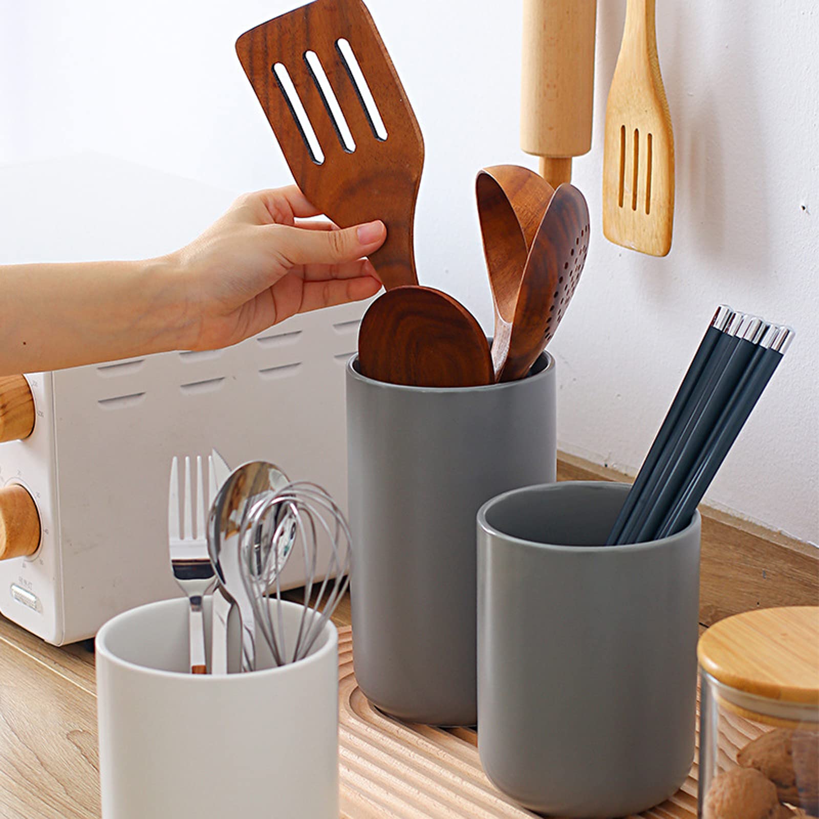 Utensil Holder for Kitchen Counter, Matte Ceramic Kitchen Utensil Holder for Countertop with Non slip Unglazed Base, Cooking Utensils Caddy Organizer Crock for Farmhouse Kitchen Decor (Large-White)