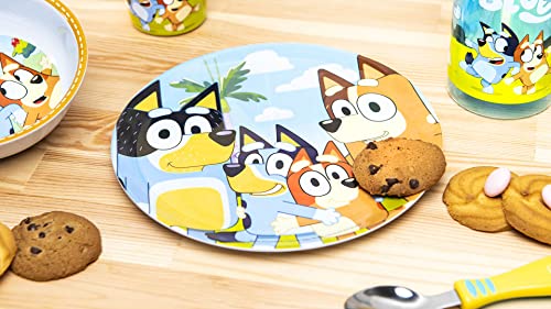 Zak Designs Bluey Kids Dinnerware Set Includes Plate, Bowl, Tumbler, Water Bottle, and Utensil Tableware, Made of Durable Material and Perfect for Kids (6 Piece Gift Set, Non-BPA)