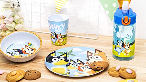 Zak Designs Bluey Kids Dinnerware Set Includes Plate, Bowl, Tumbler, Water Bottle, and Utensil Tableware, Made of Durable Material and Perfect for Kids (6 Piece Gift Set, Non-BPA)