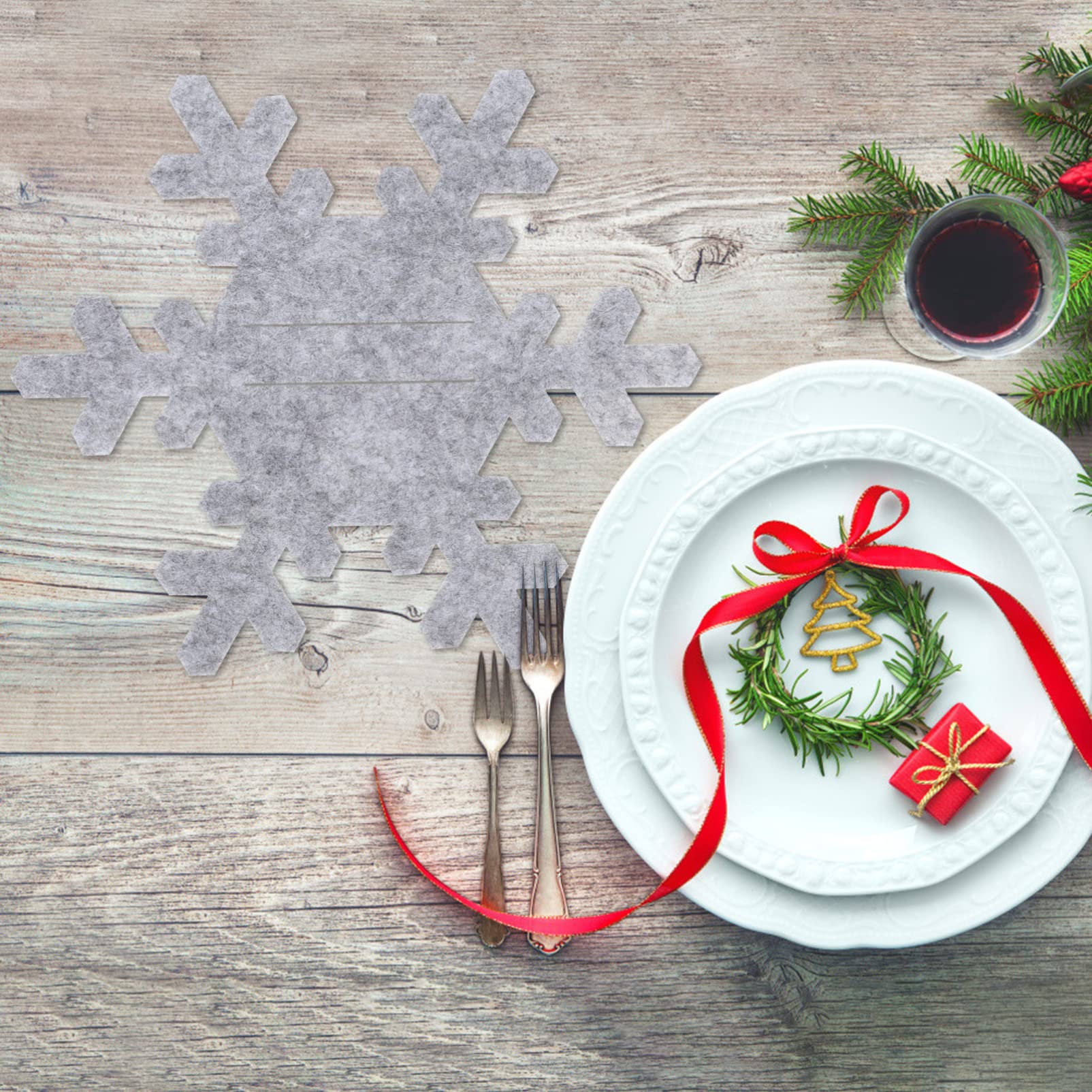 Zerodeko 8pcs Christmas Snowflake Cutlery Holder Christmas Tableware Holders Silverware Pocket Cutlery Organizers Felt Xmas Knife Fork Flatware Bags Christmas Party Dinner Table Supplies Gray