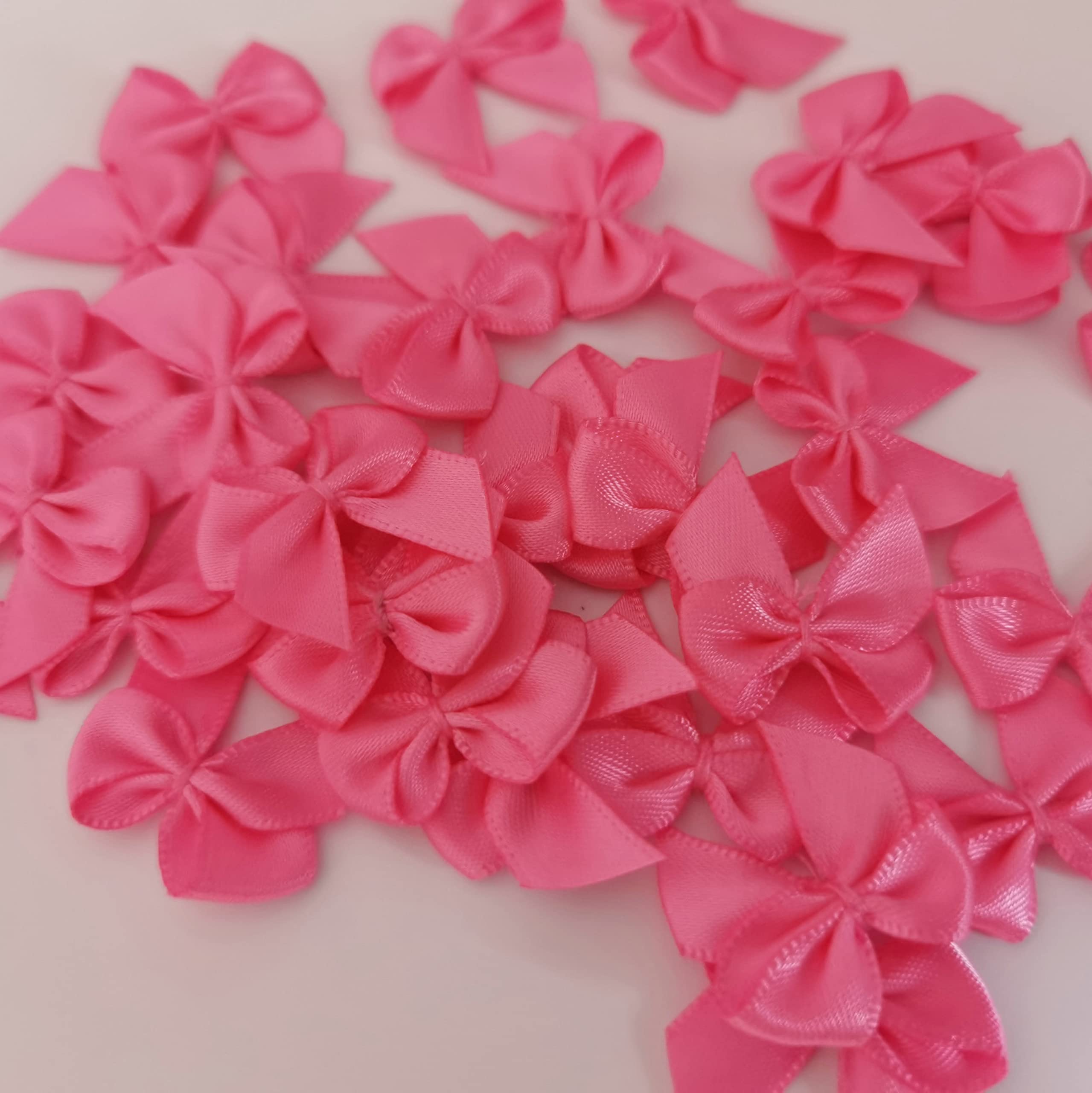 Micomon 50pcs Mini Ribbon Bows for Crafts Small Hot Pink Bows Christmas Decoration Embalishement Scrapbooking(3/8",Hot.Pink)
