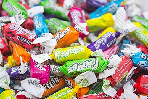 Tootsie Rolls Tootsie Frooties Assorted Candy - 2 Full Pounds of Mix Fruit Chews - Taffy Candy Bulk Bag