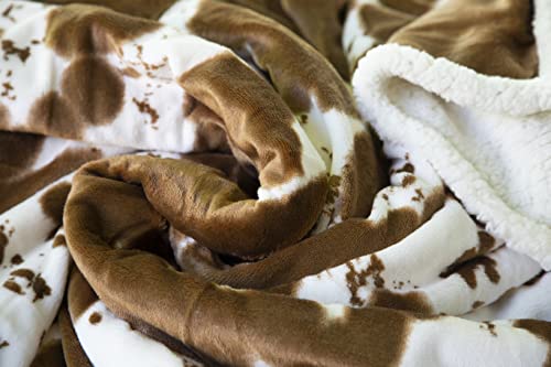 Carstens, Inc. Extra Plush Southwestern Sherpa Throw Blanket 54" x 68", Faux Cowhide (JP880)
