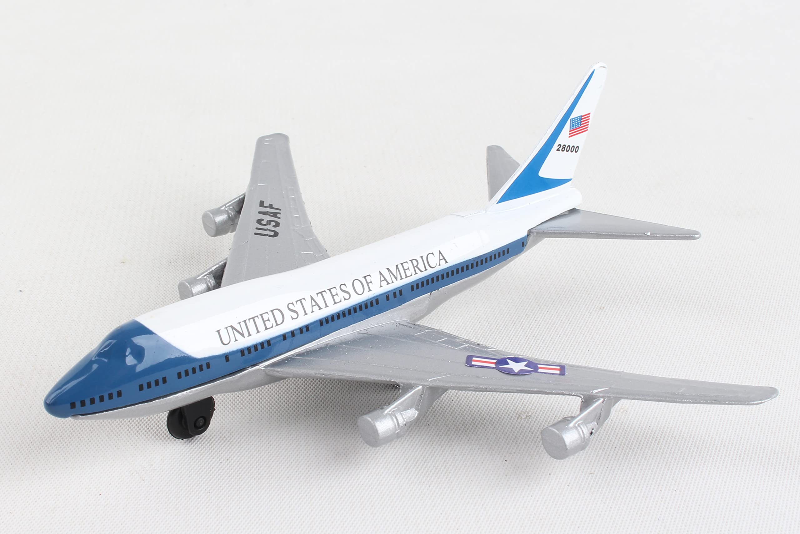 Daron Worldwide Trading RW015 Daron Runway24 Air Force One Boeing 747 Diecast
