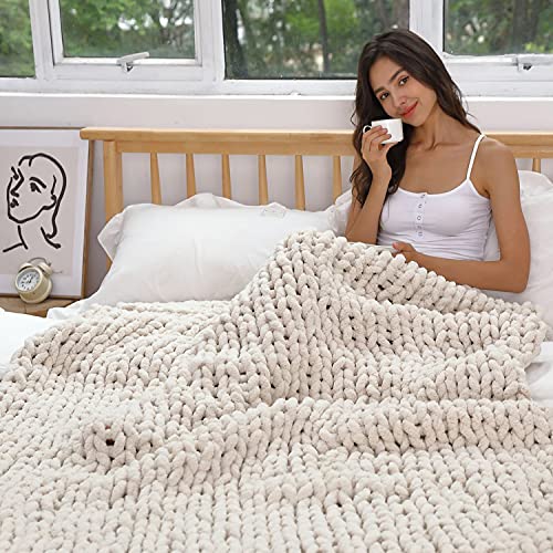 ZUIBESCHOS Chunky Knit Blanket Warm Chenille Yarn Throw Blanket 40x60 Inch Cozy Throw Yarn Blanket for Bed Home Decor Machine Washable Beige