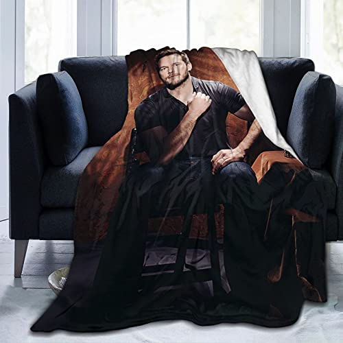 MEROHORO Chris Pratt Throw Blanket, Super Soft & Comfy Flannel Fleece Blanket, Lightweight Cozy Microfiber Anti-Pilling Plush Blanket for Sofa Chair, Bed, Couch (3 Sizes)