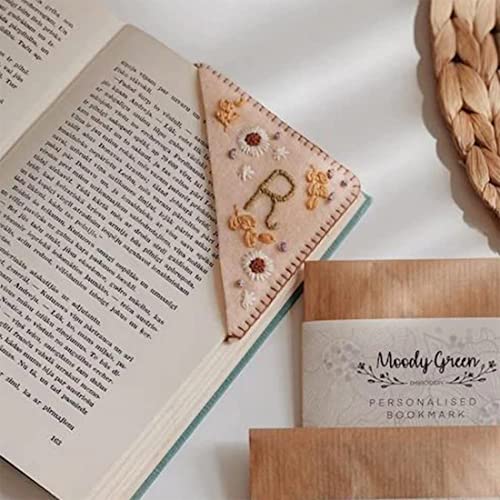 Personalized Hand Embroidered Corner Bookmark, Hand Stitched Felt Corner Letter Bookmark, 26 Letters and 4 Seasons, Handmade Cute Flower Book Marks, for Book Lovers Meaningful Gifts
