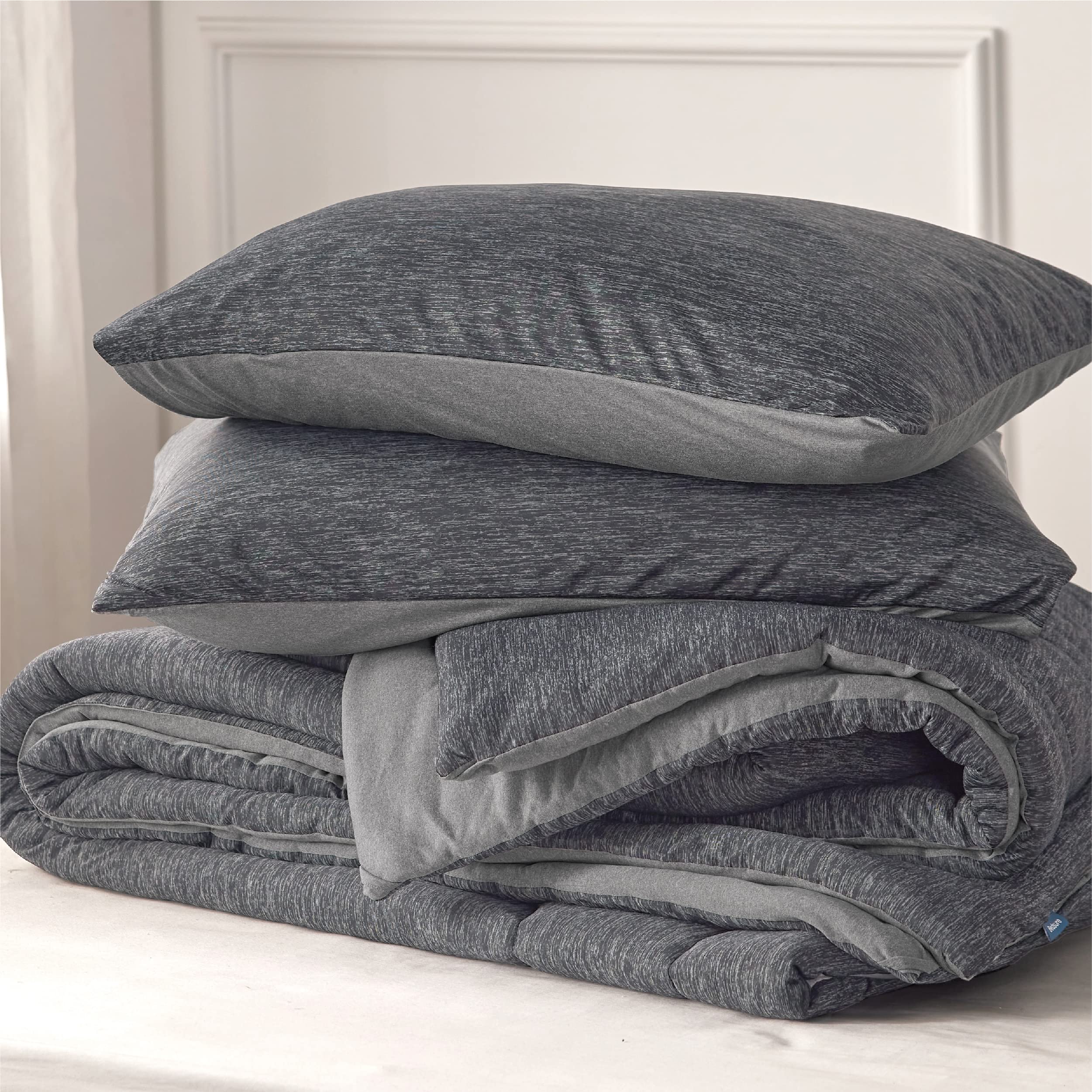 Bedsure Full Comforter Set - Cooling and Warm Bed Set, Dark Grey Reversible Bedding for All Season, 3 Pieces, 1 Full Size Comforter (82"x88") and 2 Pillow Cases (20"x26")