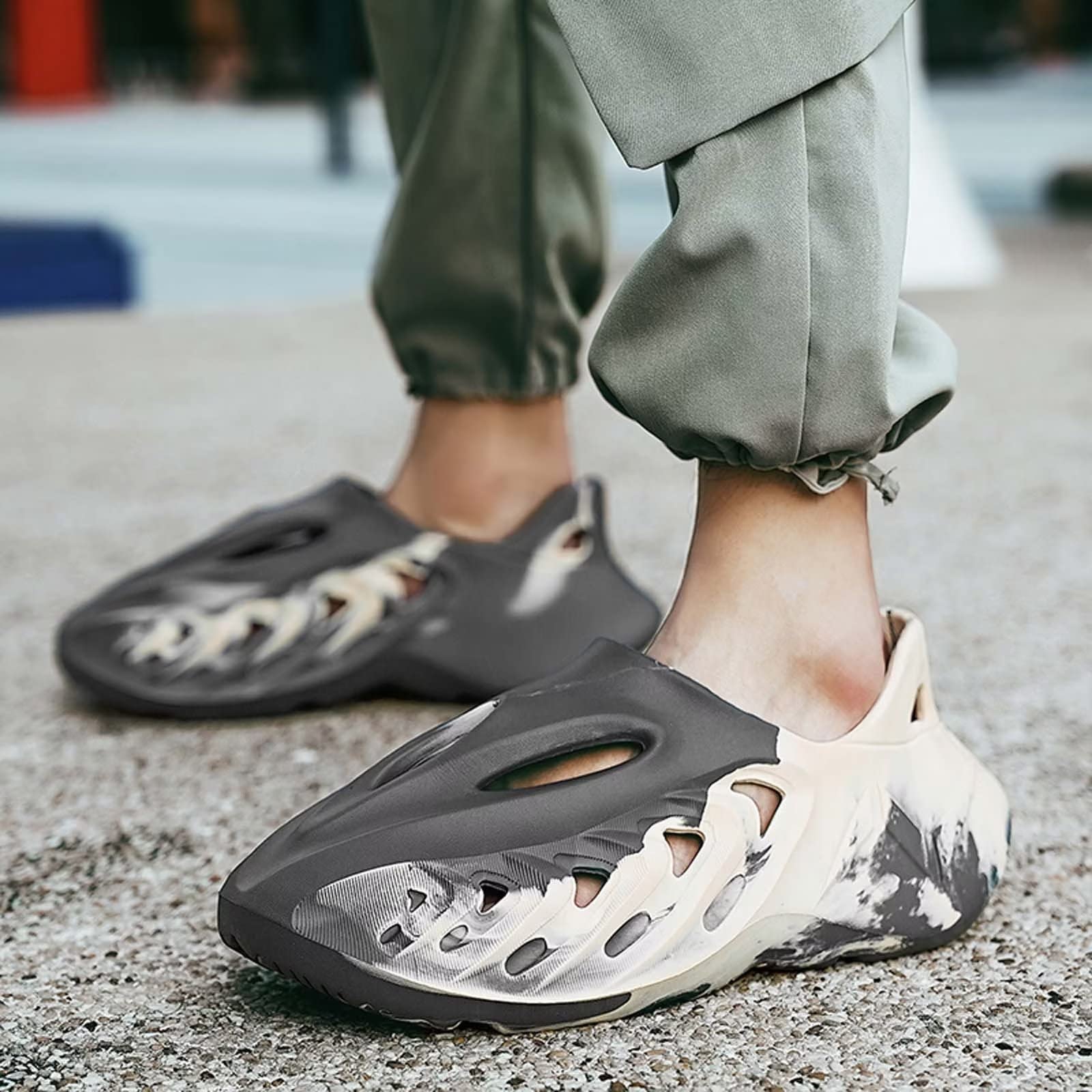 Eohsnem Foam Runner Shoes for Women Men, Hollow Cloud Slippers Lightweight Slip-On Walking Sneakers Breathable Soft Beach Sandals