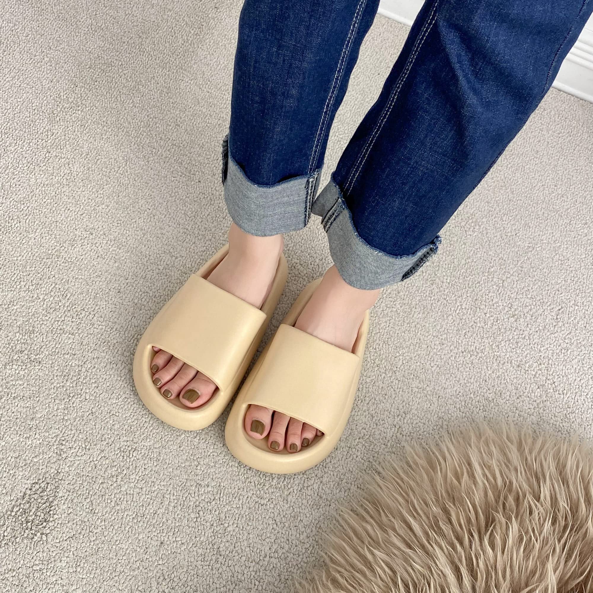 Cloud Slides for Men and Women, Comfy Lightweight Slippers, Thick Sole Anti-Slip Shower Slides Sandals Quick Drying Shoes for Indoor Outdoor