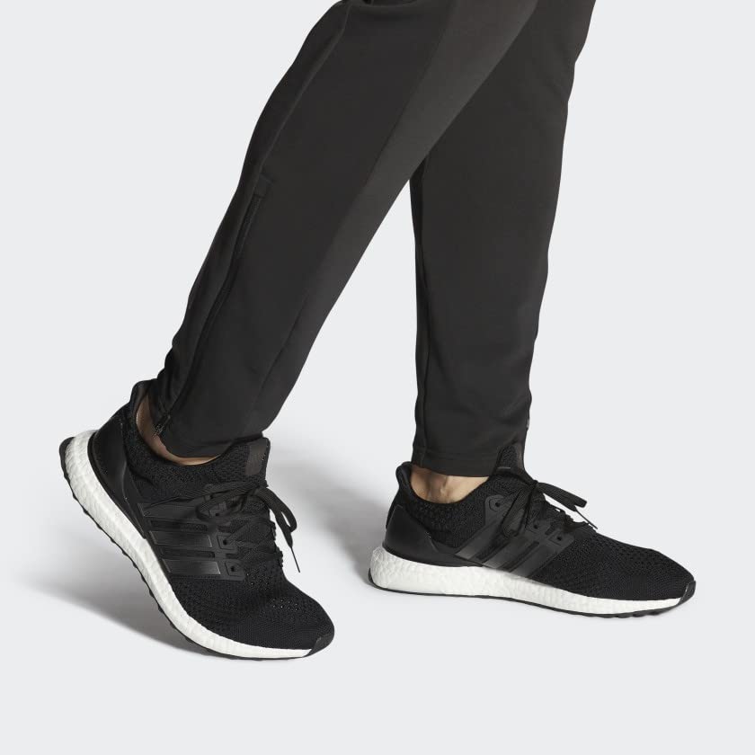 adidas Men's Ultraboost 5.0 DNA Shoes Running, Black/Black/Beam Green, 10