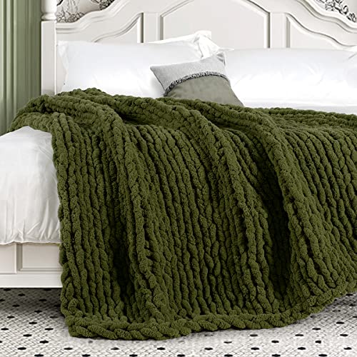 Carriediosa Chenille Chunky Knit Blanket Soft Fluffy Handmade Throw Blanket for Couch Sofa Bed and Home Décor (London Green 50" x 60")