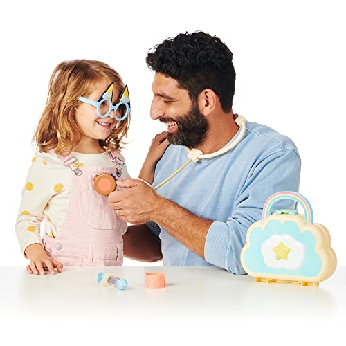 Bluey Cloud Bag , Doctor Check Up Set, Toy Playset with 7 Play Pieces