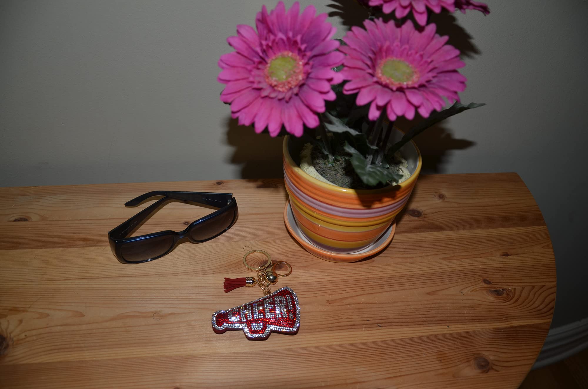 Popfizzy Red Cheer Keychains for Girls, Bling Cheerleader Backpack Keychain, Cheerleading Bag Charm, Cheer Gift, Cheer Pom Pom Keychain
