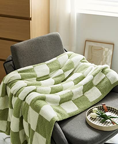 Yizheer Double Sided Checkerboard Grid Cozy Luxury Throw Blankets Warmer Soft Reversible Microfiber Bed Couch Blanket, 51''x63'',Green