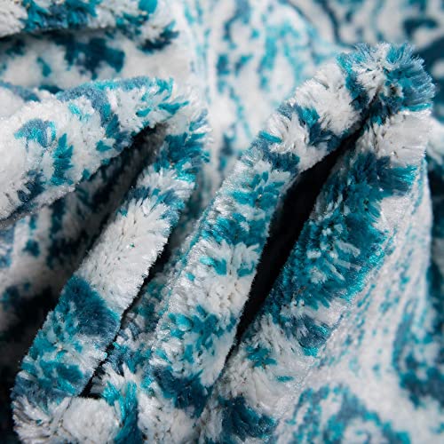 Rugs.com Monte Carlo Collection Rug β 6' x 9' Turquoise Medium Rug Perfect for Living Rooms, Large Dining Rooms, Open Floorplans