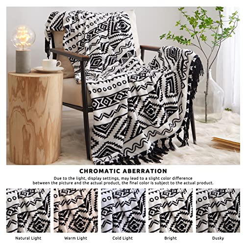 CASAAGUSTO Boho Throw Blanket - Black and White Decorative Blankets with Tassel, Printed Flannel Bohemian Throw Blanket for Chair, Bed, Sofa, Couch(50 * 60, Black and White)