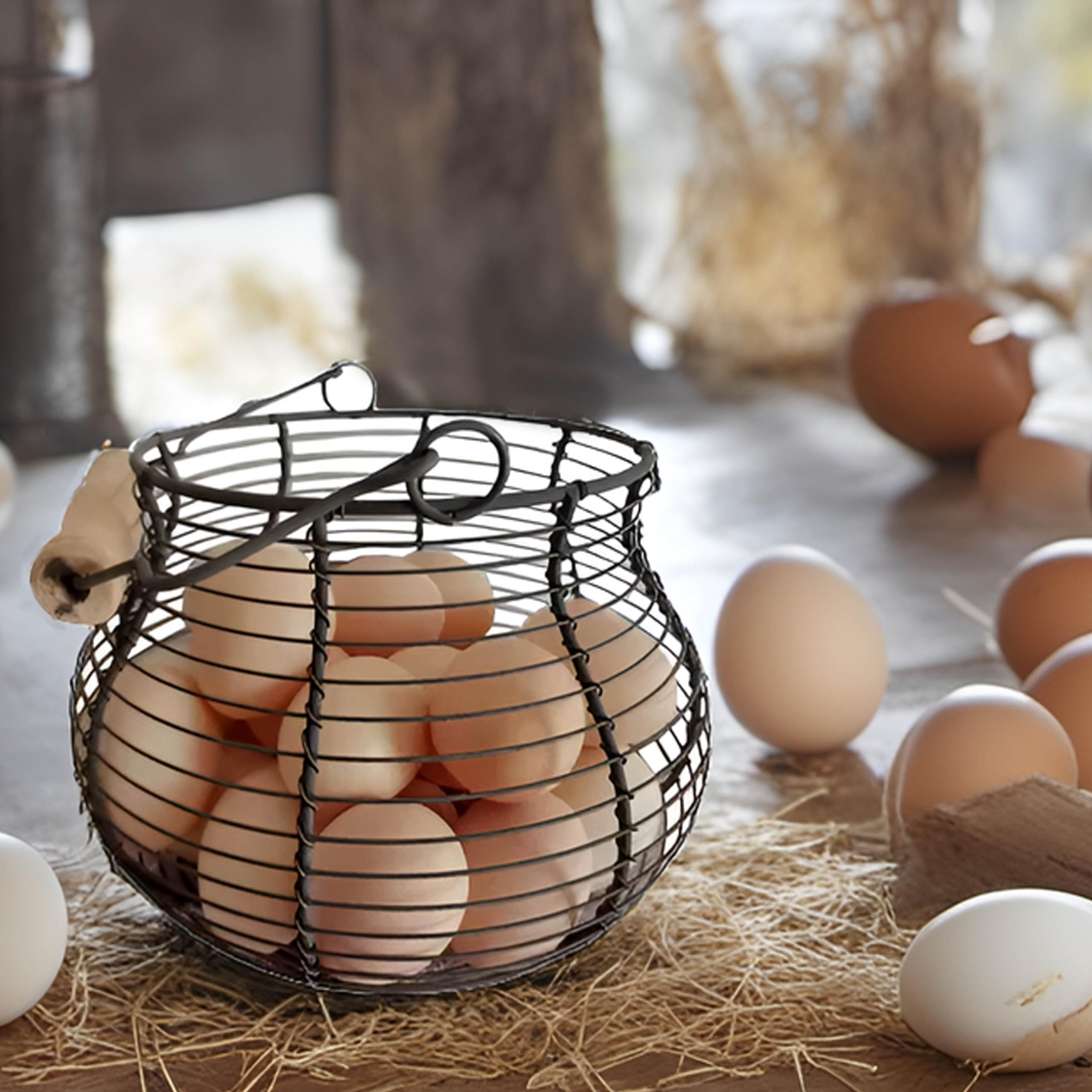 Metal Wire Egg Baskets for Collect Fresh Egg Baskets Countertop Holder, LINCOUNTRY Rustic Round Small Chicken Basket Gathering Fresh Egg With Handle,Country Primitive Farmhouse Vintage Storage Kid