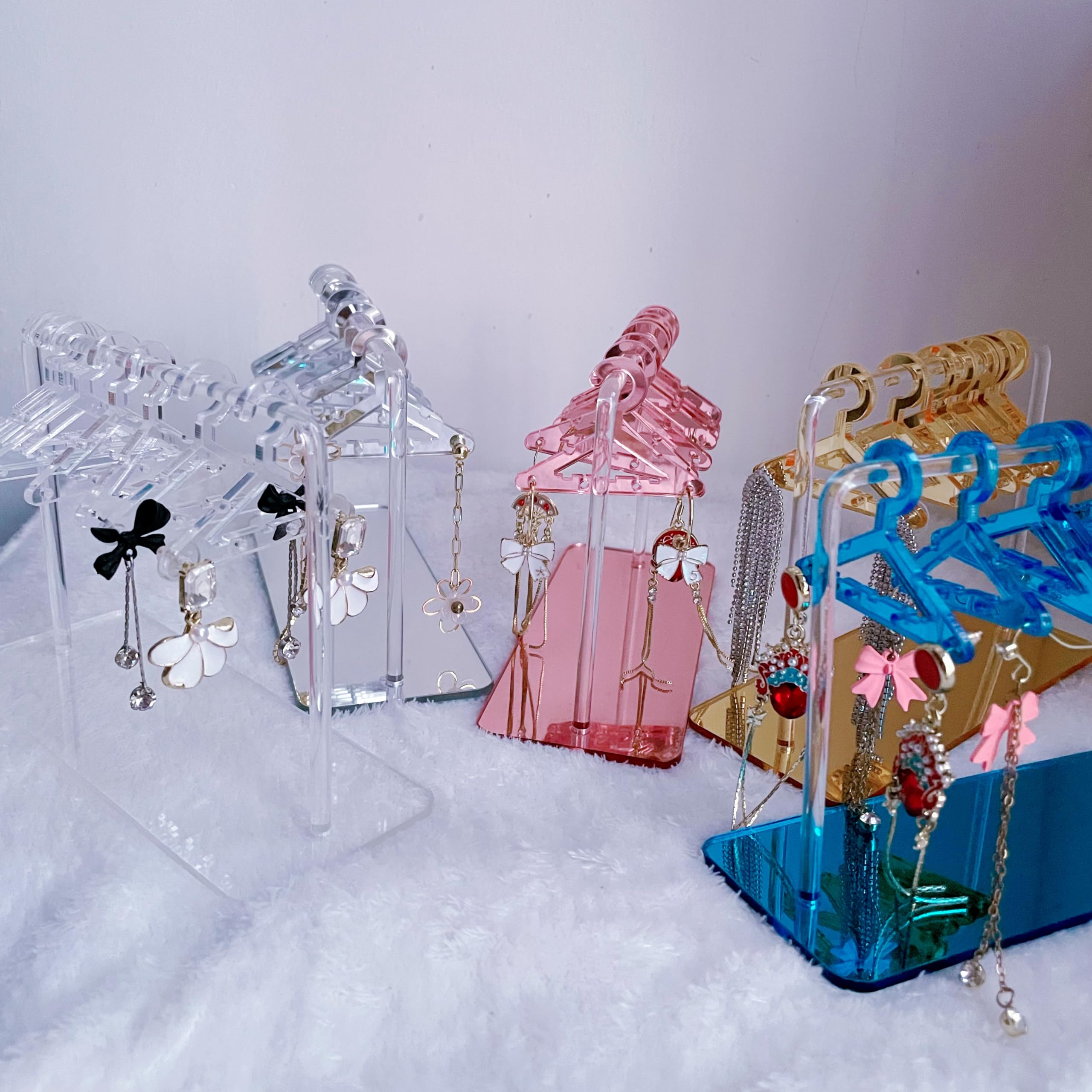 XINZHIDA Earring Hanger Rack with 8 Mini Coat Hangers, Acrylic Earring Holder Display Stand, Ear Studs Hanging Earrings Organizer For Women Girls, Transparent