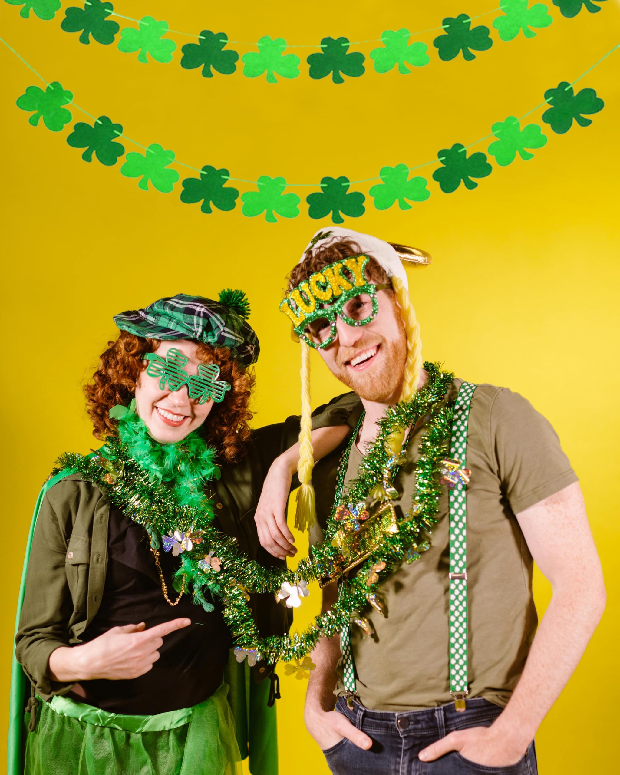 St Patricks Day Decorations, Felt Shamrock Decor Garland Banner Clover Decorations Irish Party Hanging Sign Garland Home Decor for Mantle Table Front Door