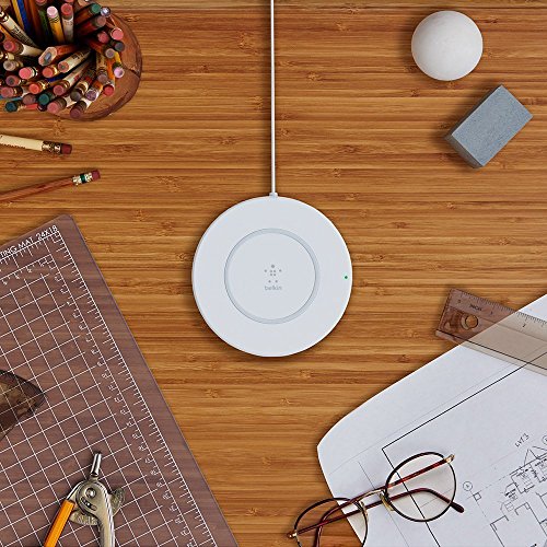 Belkin F7U027DRWHT Indoor White Mobile Device Charger