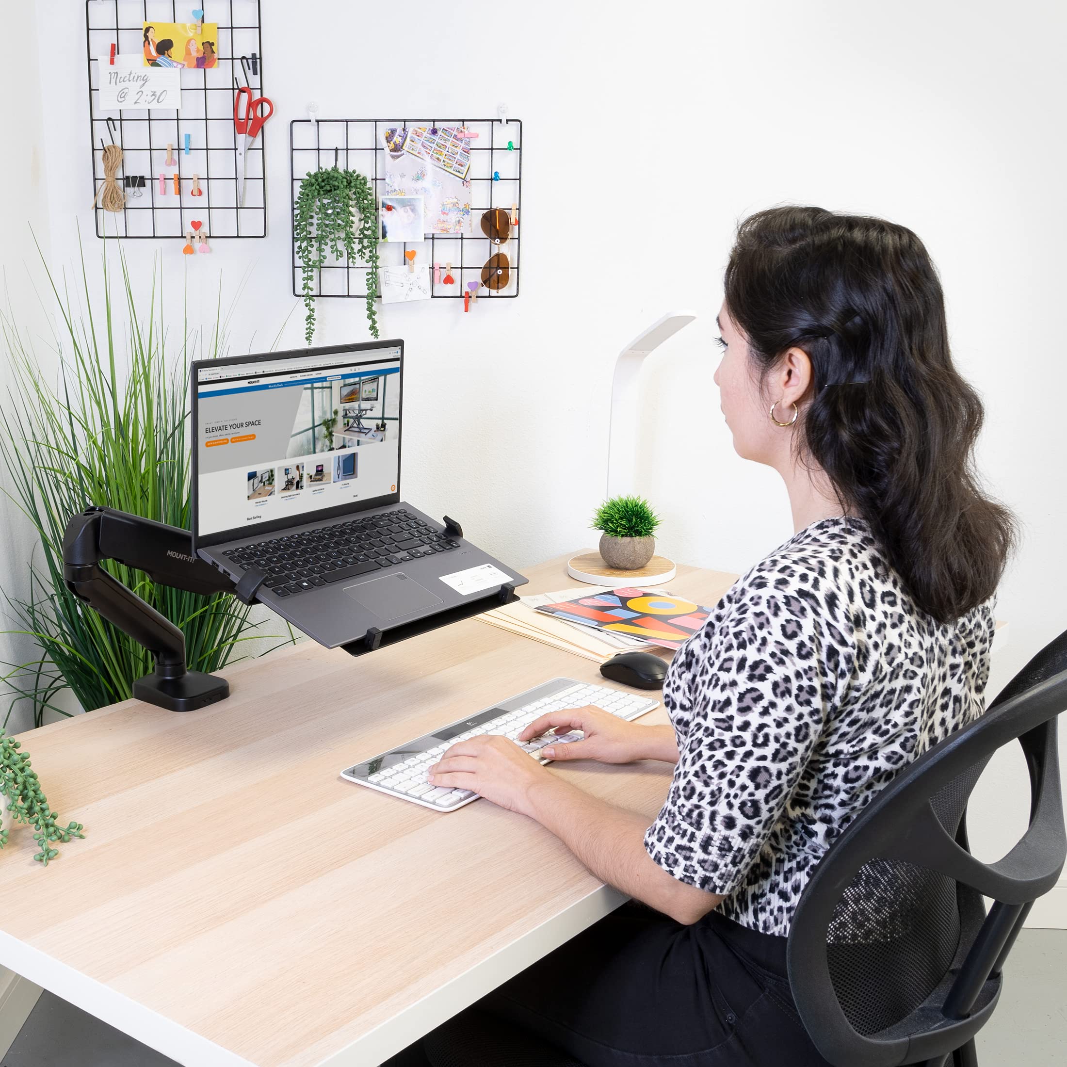 Mount-It! Laptop Desk Arm | Swivel Laptop Stand with Gas Spring Arm | Height Adjustable Laptop Arm Mount for MacBook, Dell, HP & 11-17 Inch Laptops