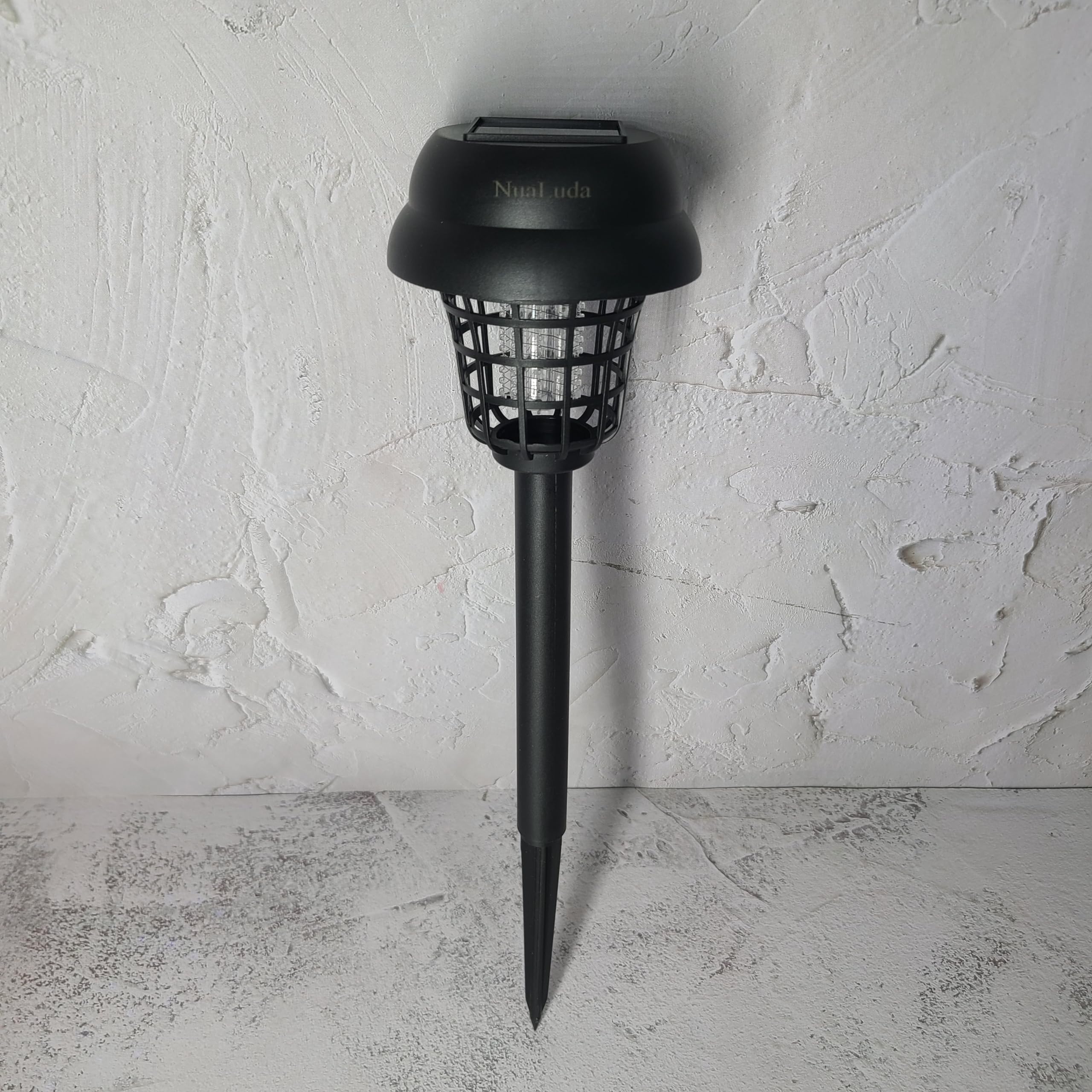 NuaLuda Solar powered lamps, Solar Powered Lamps for Outdoor Use - Illuminate Your Garden with Eco-Friendly Ground Insert Style Lights