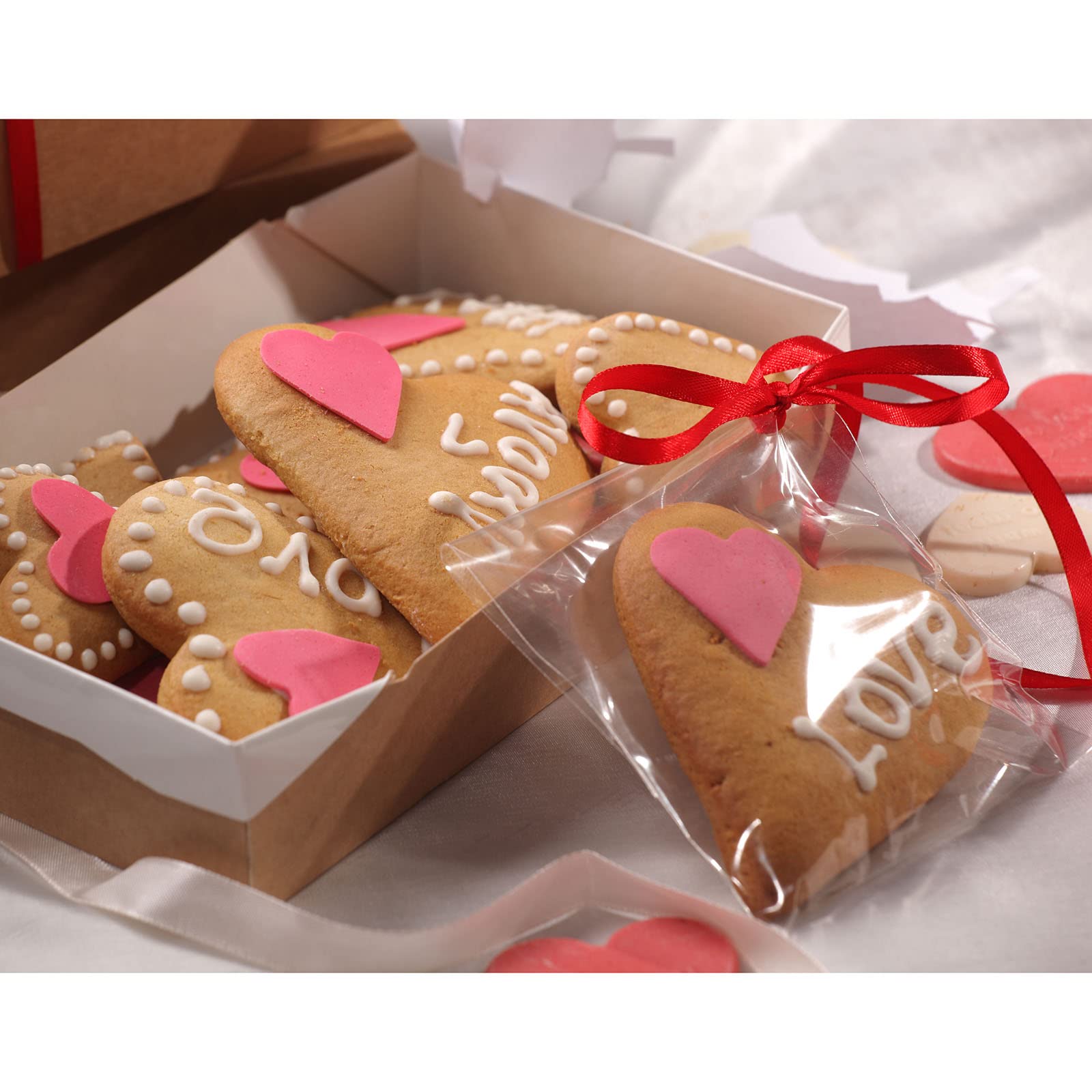 Cookie Bags for Packaging,4x6 Inches Clear Self Sealing Cellophane Bags Self Adhesive Individual Cookie Bags for Gift Giving,100Pieces
