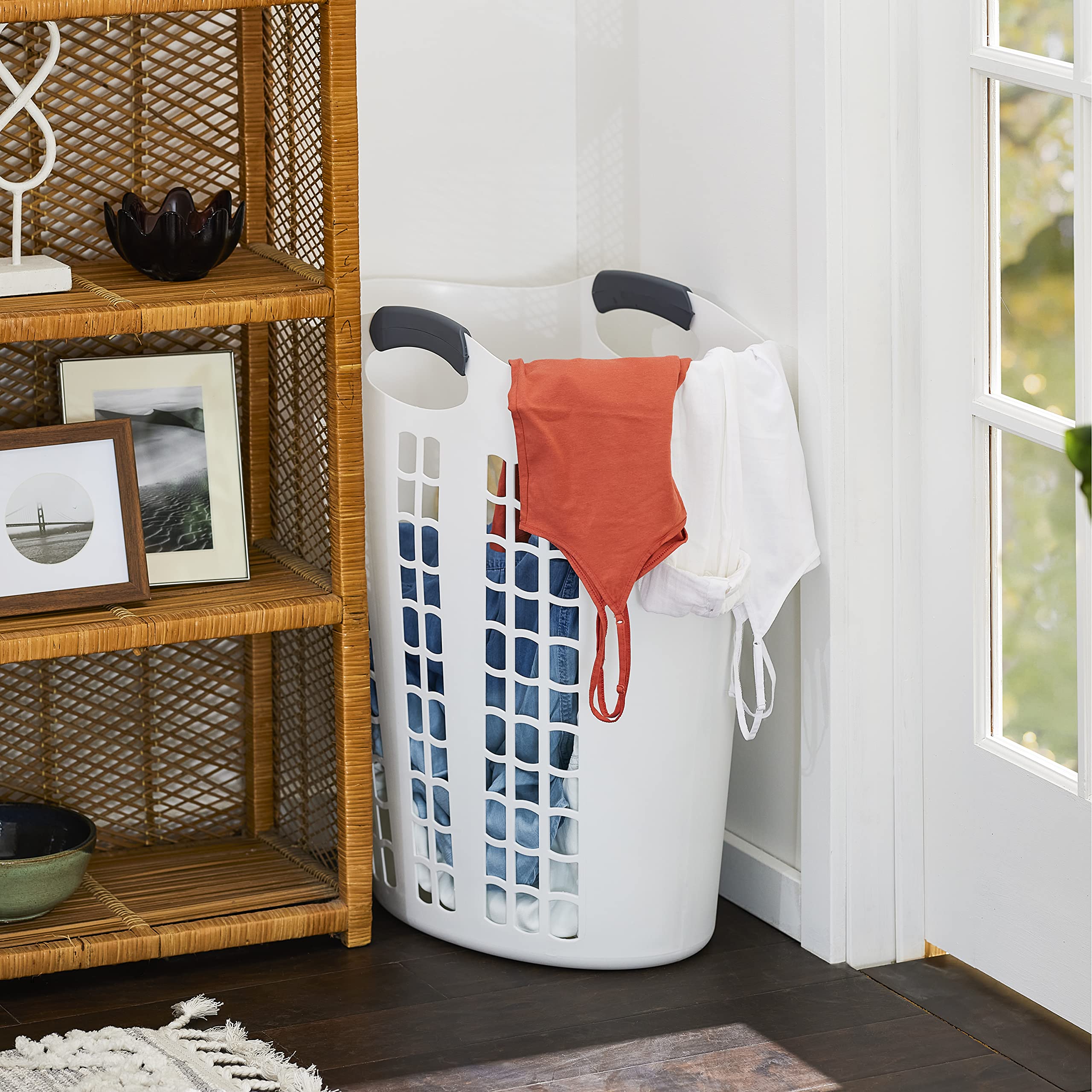 Gracious Living Easy Carry Flex Hamper, Large 87.5 Liter Lightweight Plastic Ventilated Laundry Basket Clothes Bin with Handles, White 3 Pack