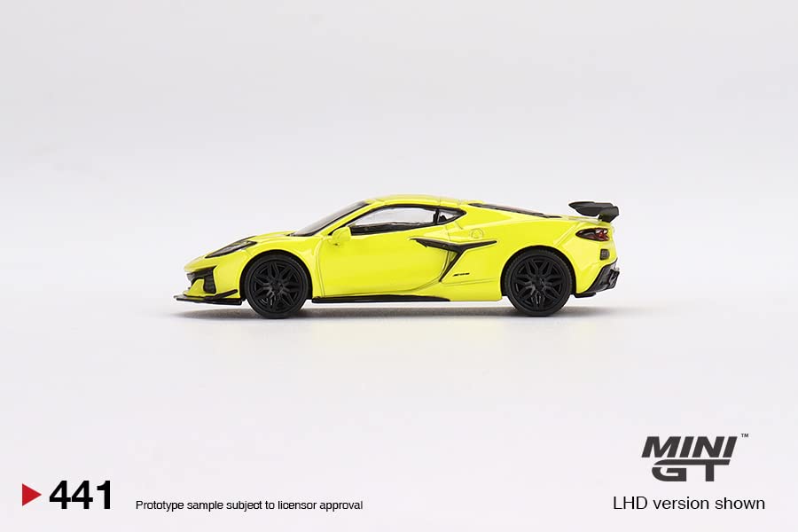 True Scale Miniatures Model Car Compatible for 2023 Chevrolet Corvette Z06 Accelerate Yellow 1/64 Diecast Model Car MGT00441