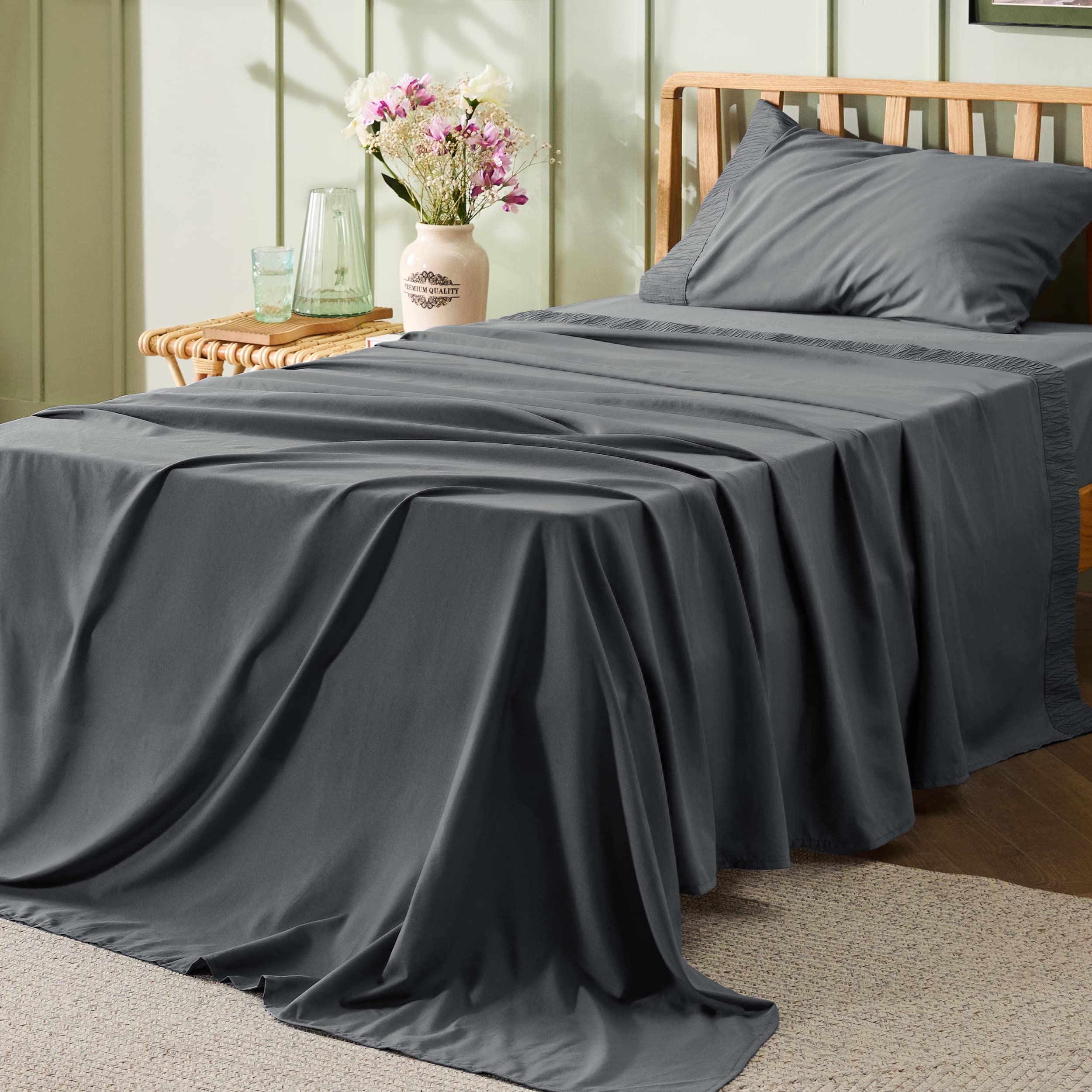 Bedsure Twin Sheets Set Grey - Soft Twin Bed Sheets, 3 Pieces Hotel Luxury Twin Sheets, Easy Care Polyester Microfiber Cooling Bed Sheet Set