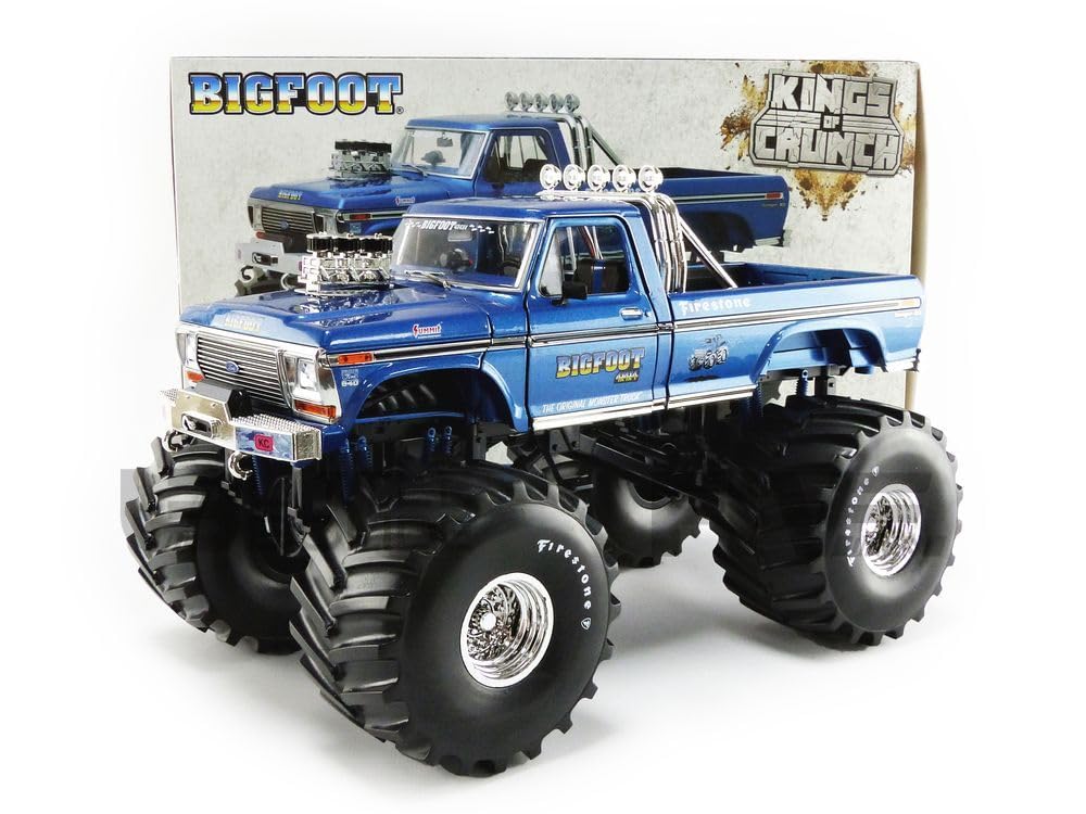 Kings of Crunch - Bigfoot #1-1974 Ford F-250 Diecast Monster Truck with 66-Inch Tires in 1:18 Scale