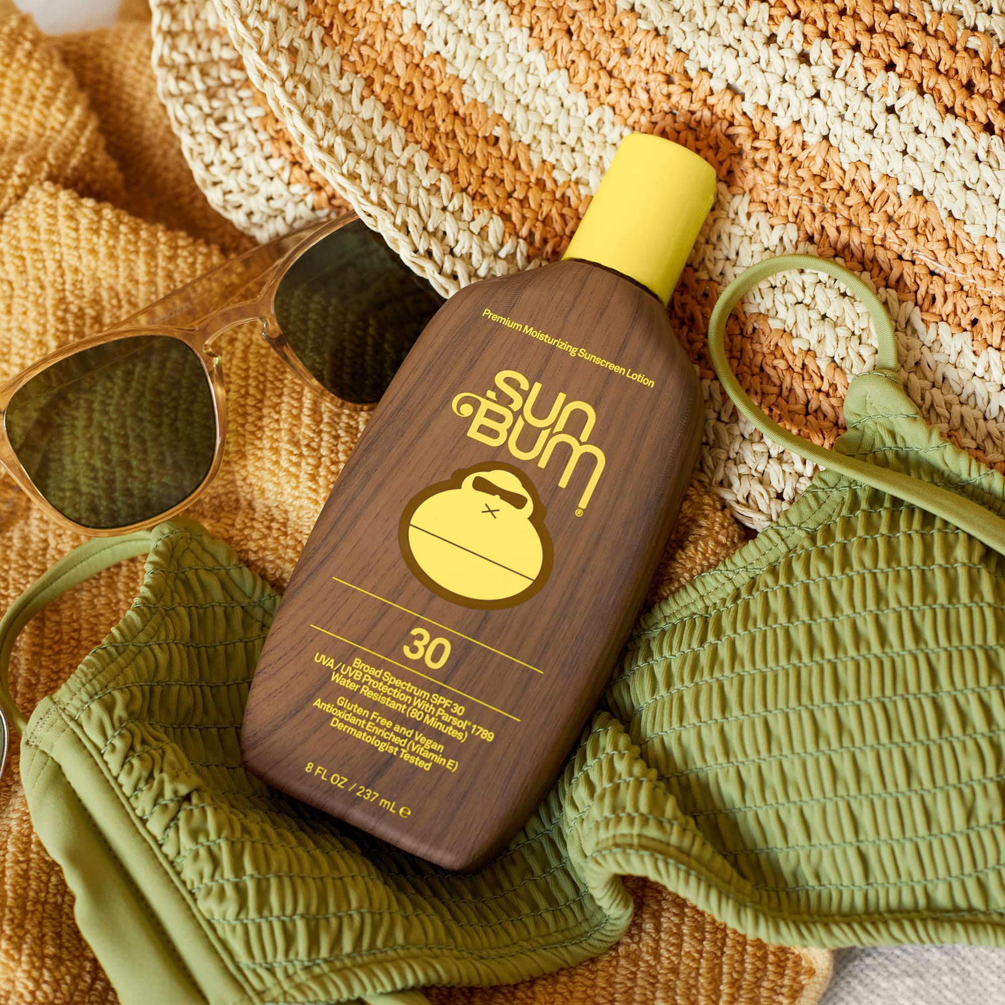 Sun Bum Original SPF 30 Sunscreen Body Lotion | Broad Spectrum Moisturizing Sunblock with Vitamin E | Hawaii 104 Act Compliant (Octinoxate & Oxybenzone Free) | 8 oz